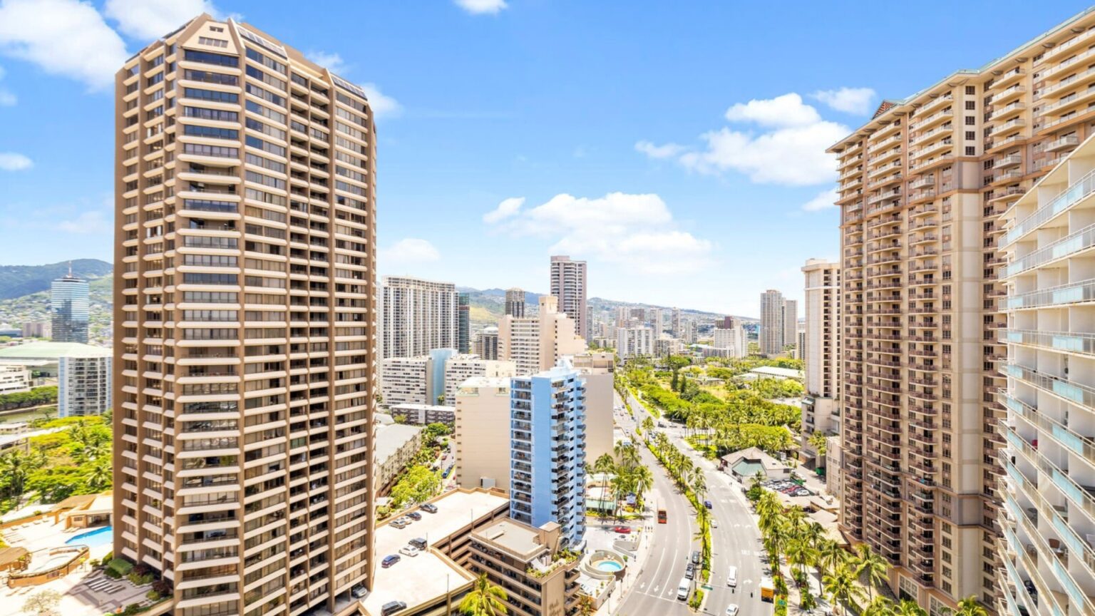 What is a Condotel in Hawaii? Understanding the Hybrid Model - Midway ...